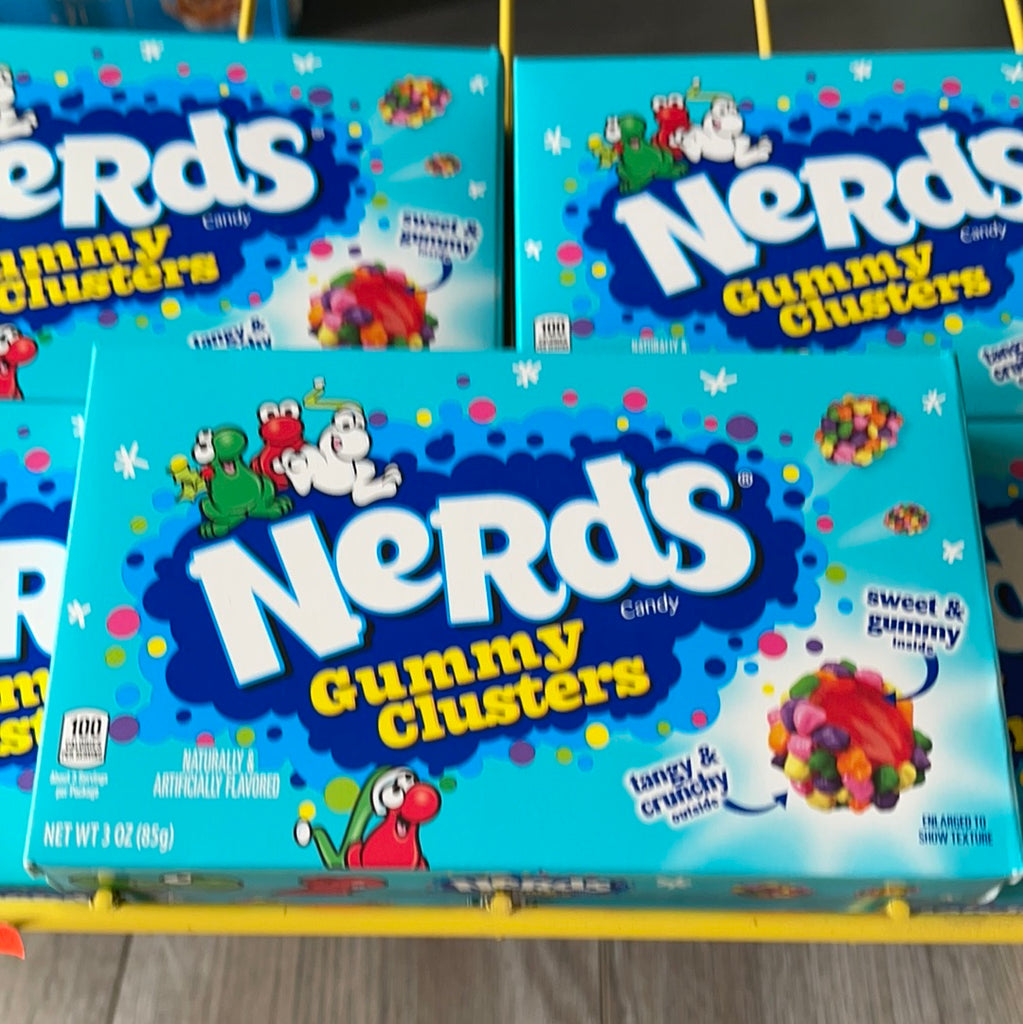Nerds Gummy Clusters Very Berry 3oz Theatre Box – TheNorthBoro